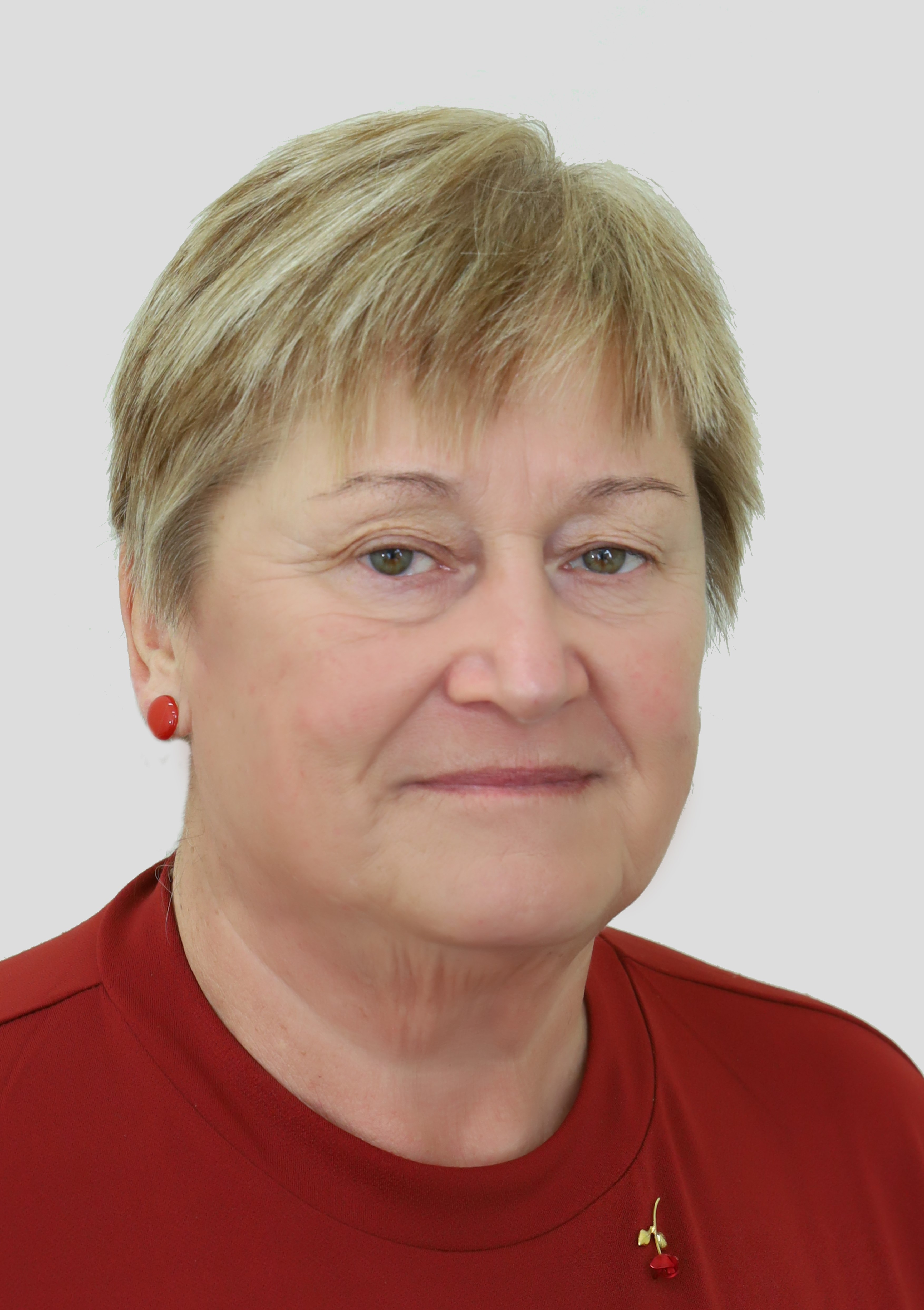 Dr. Major Annamária