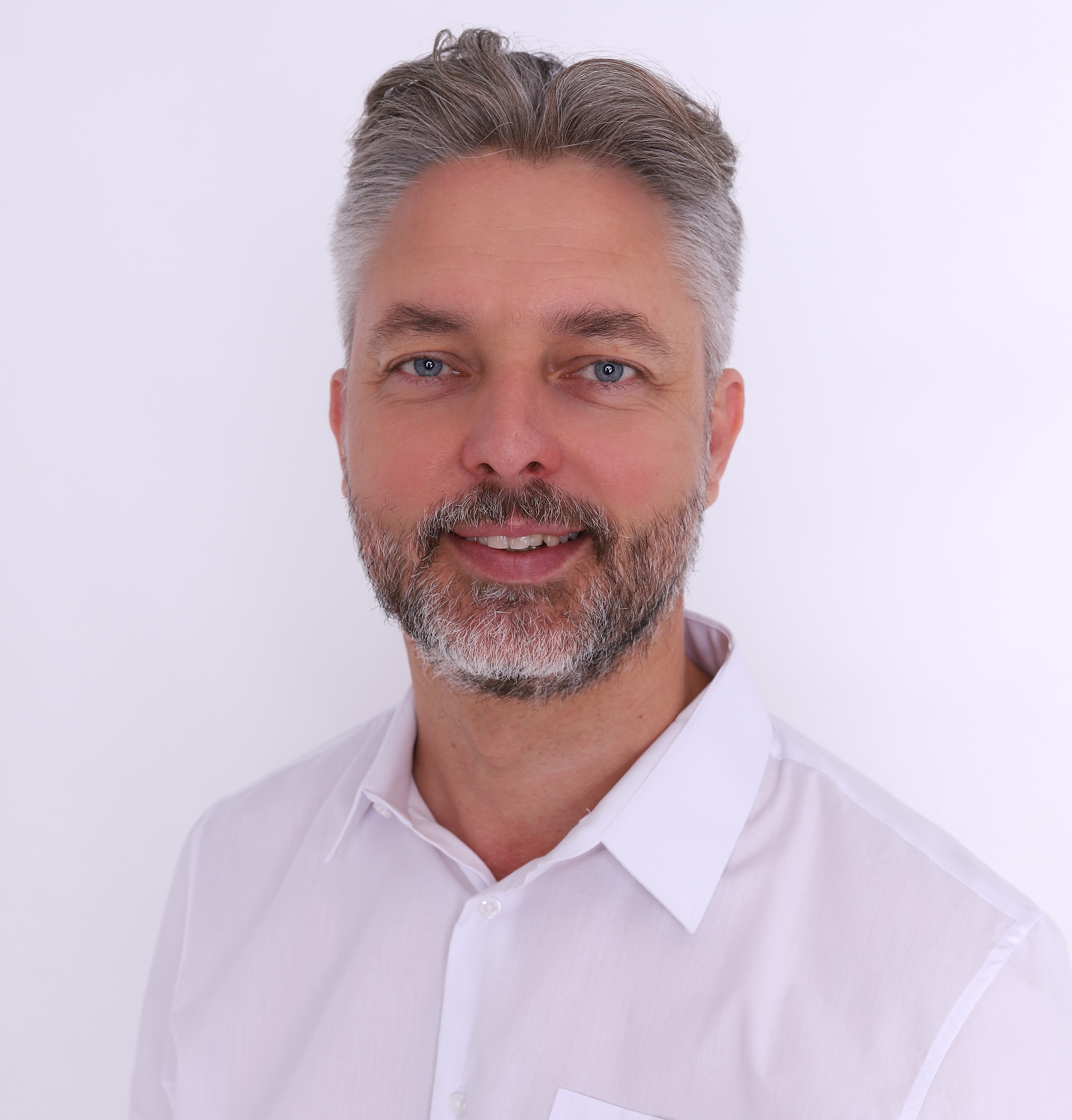 Dr. Magyar Péter